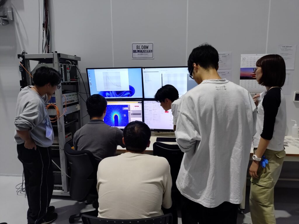 世界最高水準の放射光施設NanoTerasuで試料測定を行いました | 陣内研究室 | 東北大学多元物質科学研究所