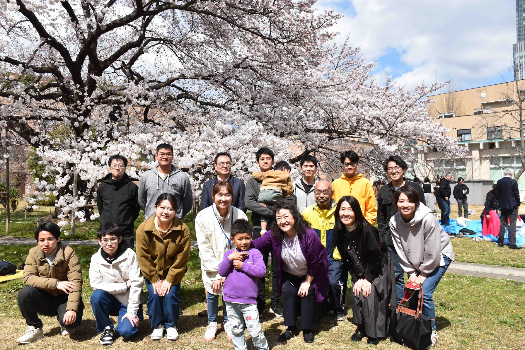 お花見をしました | 陣内研究室 | 東北大学多元物質科学研究所